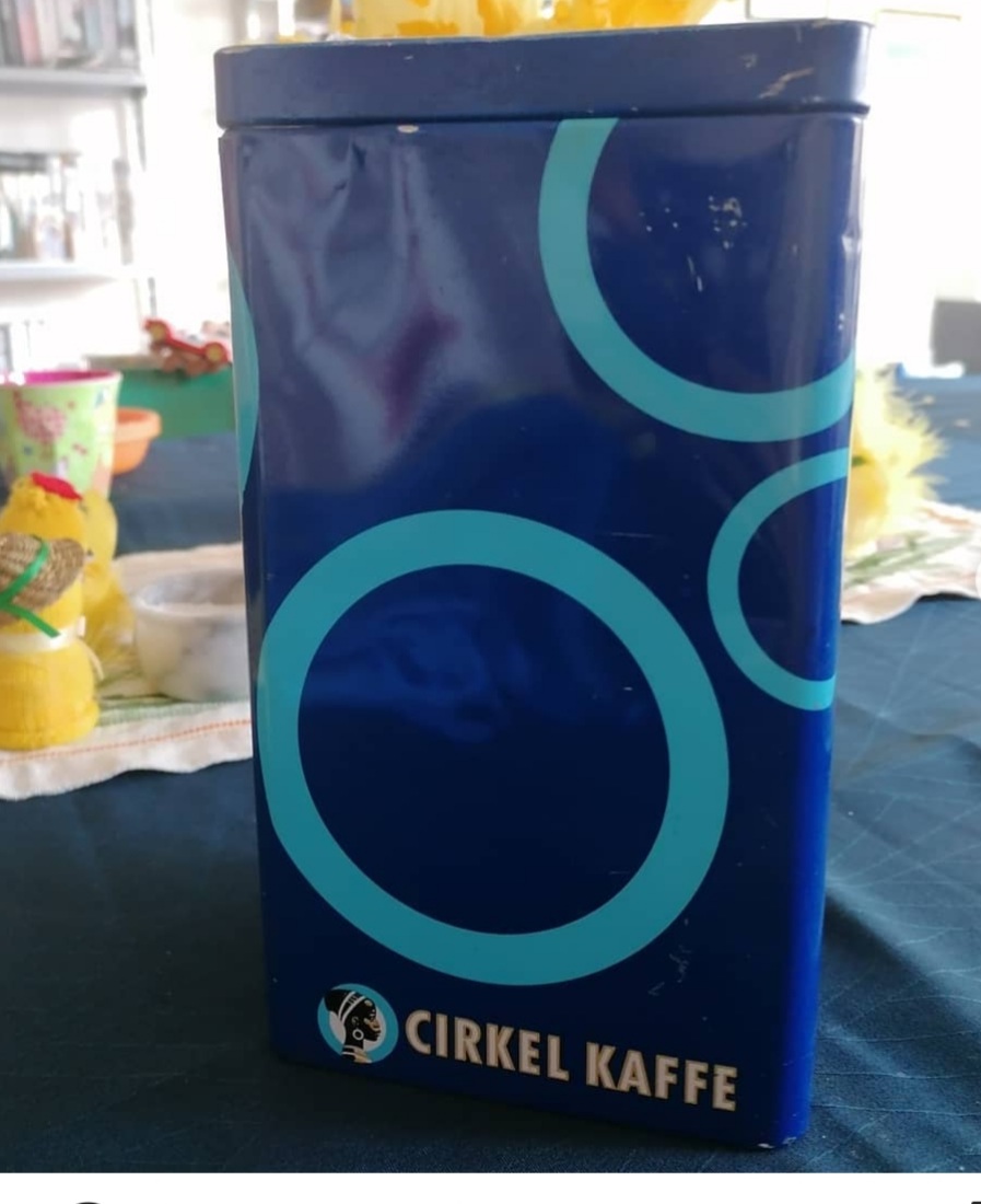 Gammel D se Fra Cirkel Kaffe vejl pris Kr 40 unikkelopper Mitgenbrug gammel-d-se-fra-cirkel-kaffe-vejl-pris-kr-40-unikkelopper-mitgenbrug